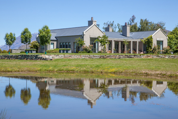 Limited Edition Stays New Zealand - MajorDomo