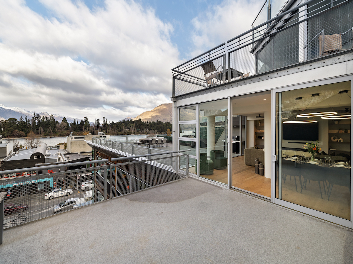 The Essence of QT Queenstown - MajorDomo